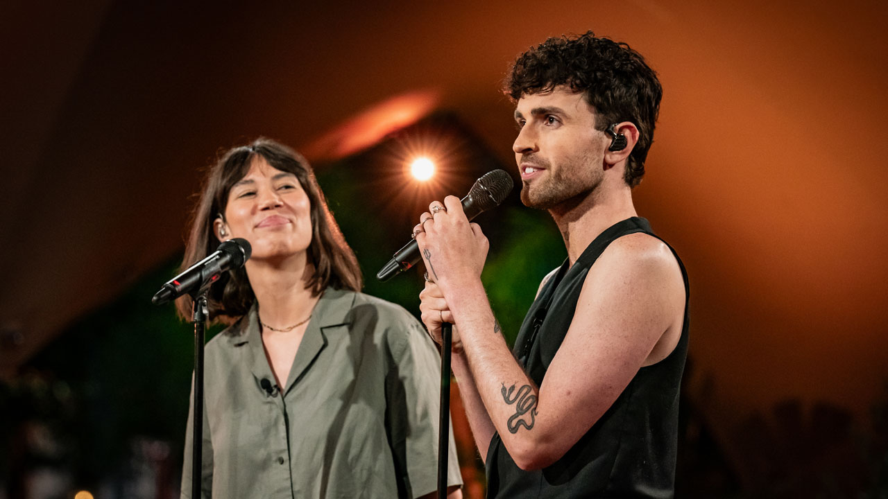 Duncan Laurence & MEAU - Harder dan ik hebben kan | AVROTROS